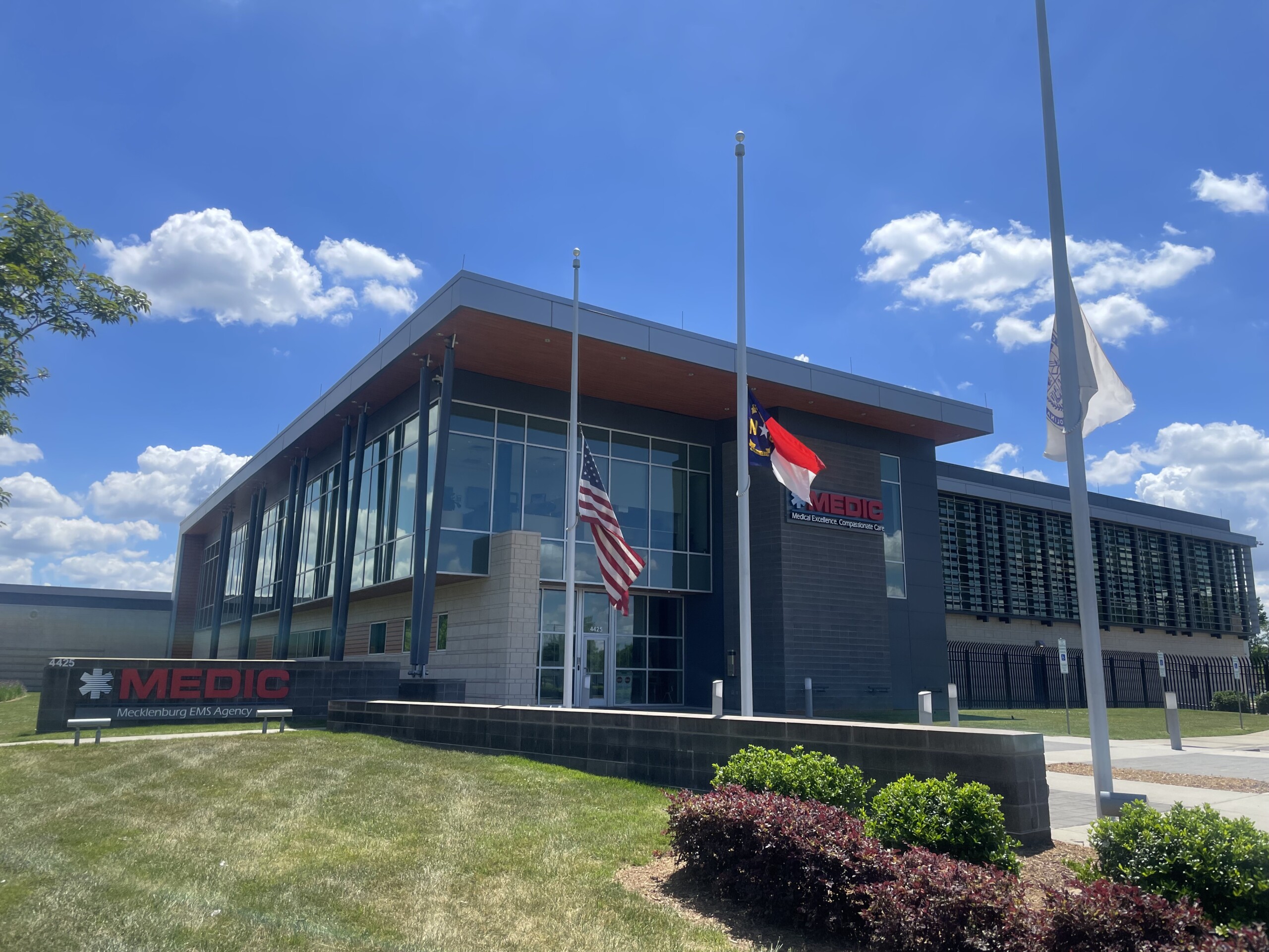 Gov. Cooper Orders All U.S. And North Carolina Flags At State ...