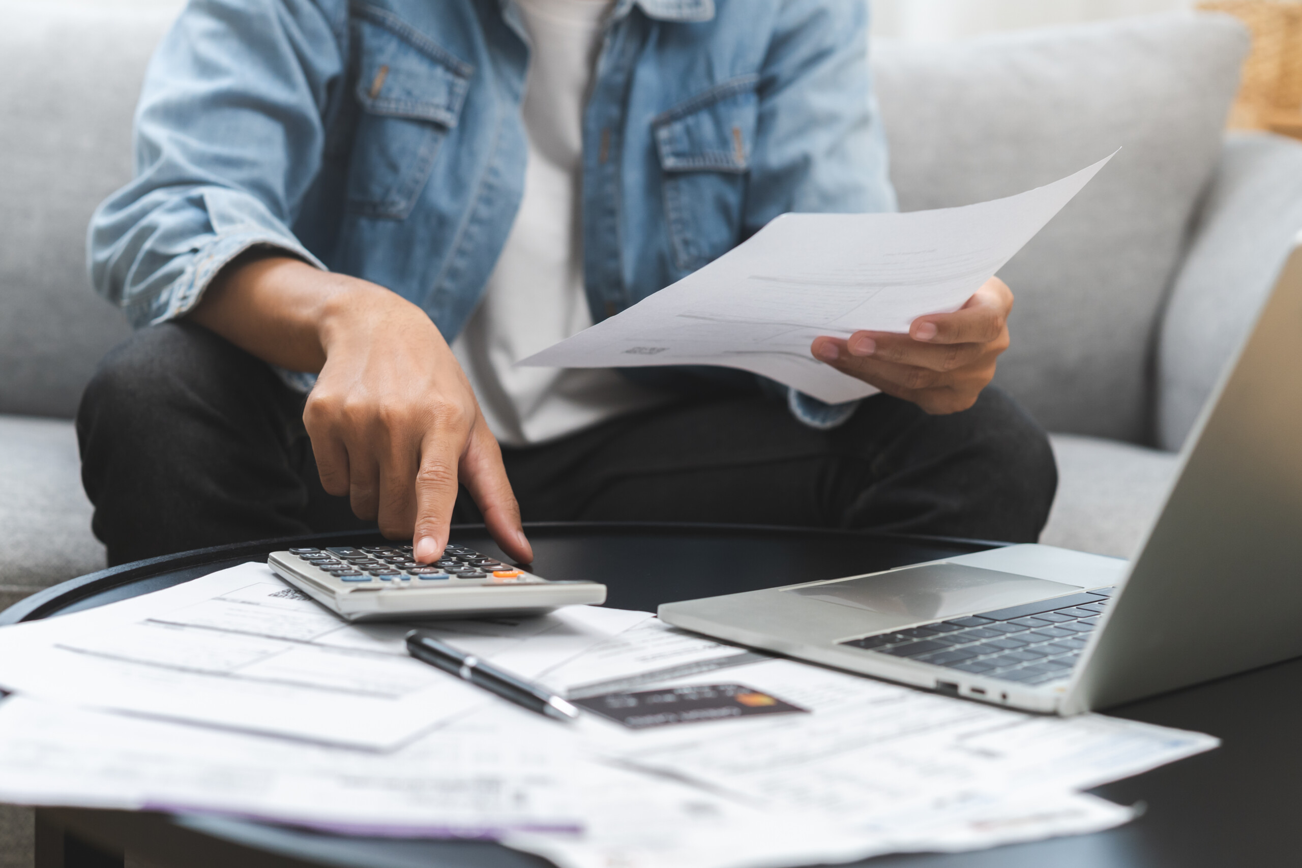 Personal Finance Expert: Top 5 'normal' spending habits keeping you in ...