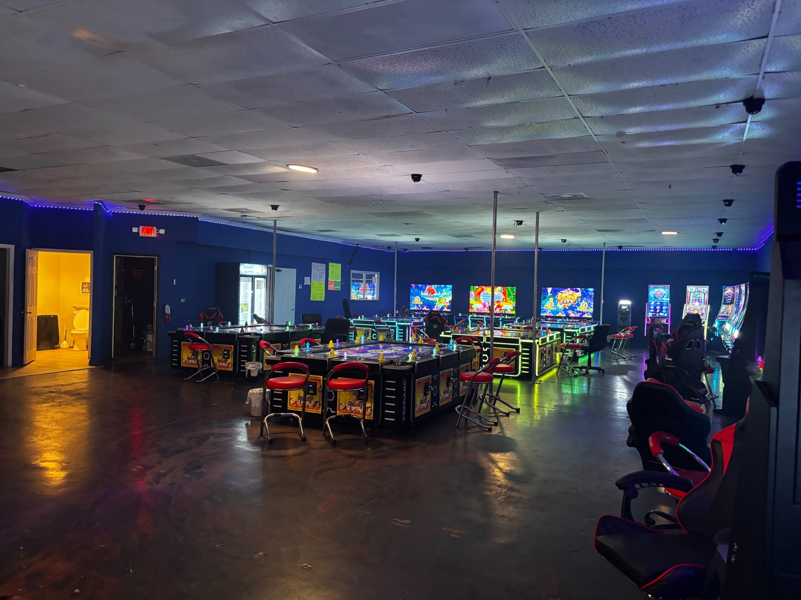 4 arrested, over 100 gambling machines seized in raid at southeast ...